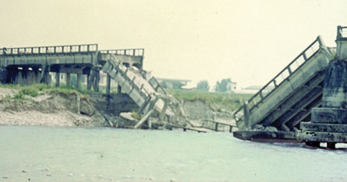 Comune di Tezze sul Brenta - 1957 – il nuovo ponte in cemento